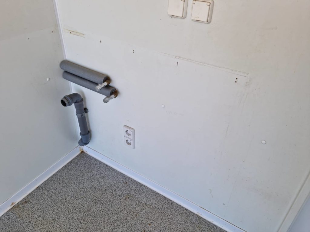 KONTENER BIUROWY MIESZKALNY Z PRYSZNICEM I WC OPCJA ANEKSU KUCHENNEGO ...