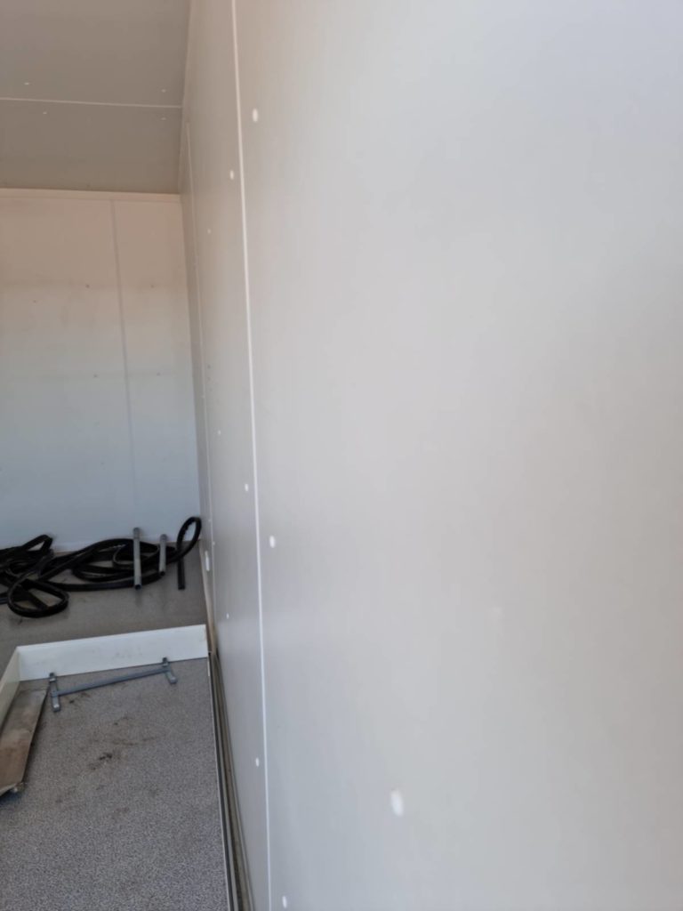 KONTENER BIUROWY MIESZKALNY DUO Z PRYSZNICEM I WC, OPCJA ANEKSU ...